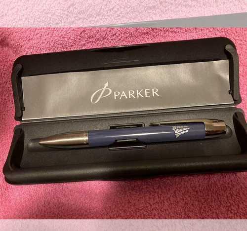 Черная шариковая ручка Parker