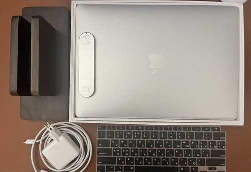 Macbook air m1 8/256Gb