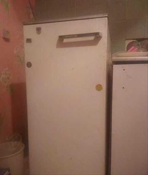 Холодильник бу саратов 1524 неубиваемый