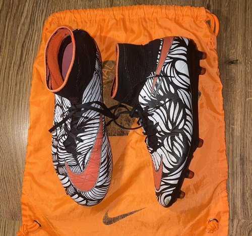 Бутсы Nike HyperVenom Phantom II Neymar FG