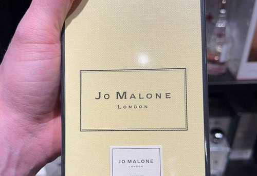 Jo Malone nectarine blossom honey