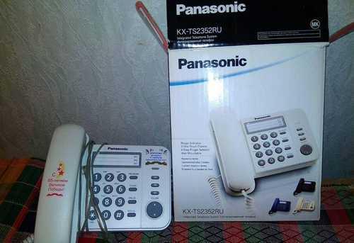 Телефон стационарный Panasonic KX-TS2352 ru