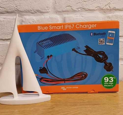 Зарядное устройство Blue SMART IP67 Charger 24/12