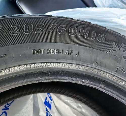 Jinyu Winter JW-51 205/60 R16 92E