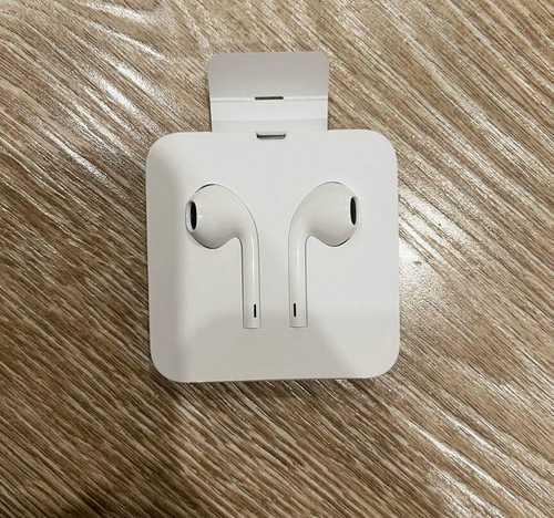 Наушники apple earpods lightning