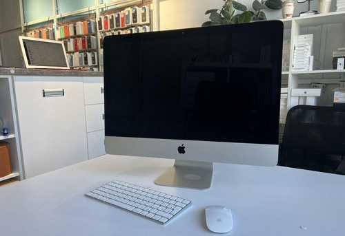 iMac 21.5 2015 8 1024 Silver