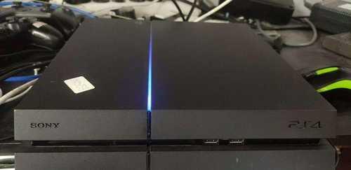 Игровая приставка Sony PlayStation 4 на запчасти