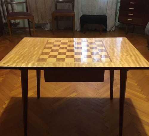 Журнальный кофейный шахматный столик