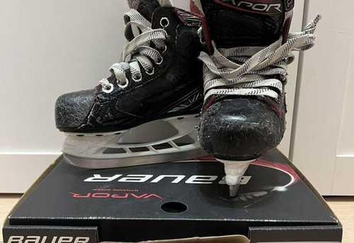 Хоккейные коньки детские Bauer vapor 10,5 ee