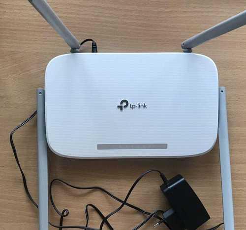 Wi-Fi роутер TP-Link EC220-G5