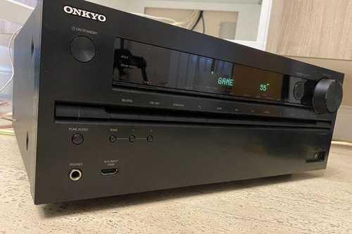 Ресивер Onkyo TX-NR747