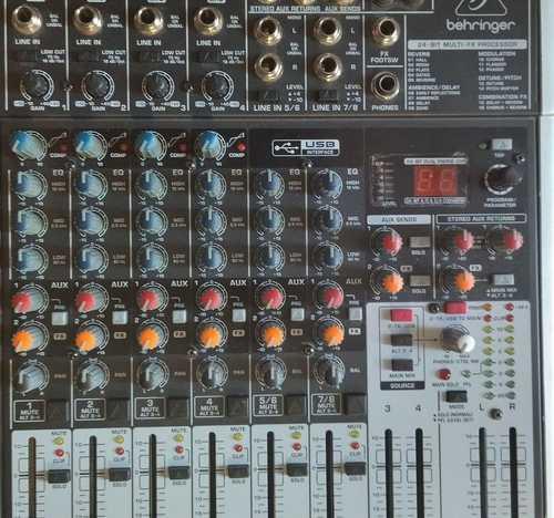 Микшер behringer xenix X1204USB