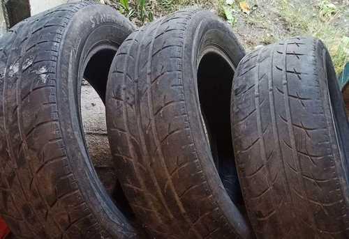 Tigar Syneris 215/60 R16 99V