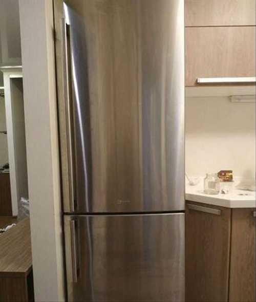 Холодильник бу Neff модель k5890 x3