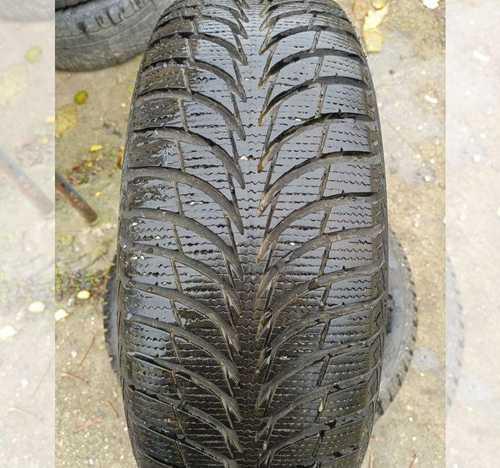 Goodyear UltraGrip Ice  215/65 R16 92