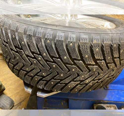 Nokian Tyres Hakkapeliitta 8 245/50 R18