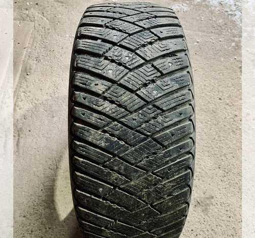 Goodyear Ultragrip Ice Arctic 205/55 R16