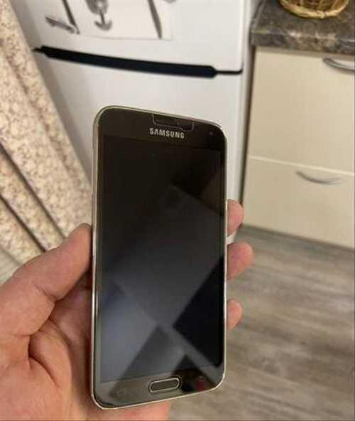 Телефон Samsung Galaxy S5