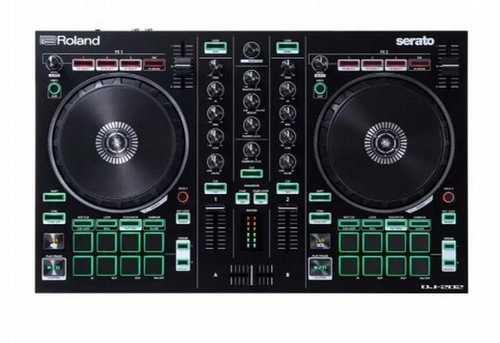 DJ контроллер Roland DJ-202