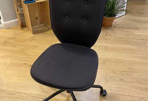 Компьютерное кресло IKEA на колесиках