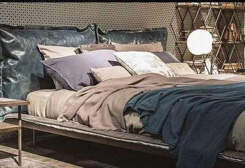 Дизайнерская кровать Charlotte от DV
