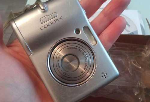 Компактный фотоаппарат nikon coolpix L12