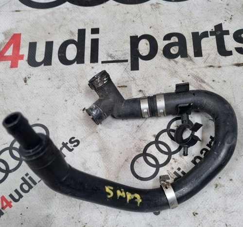 Патрубок (трубопровод, шланг) Audi A5 (S5,RS5) 1 8K0611939D