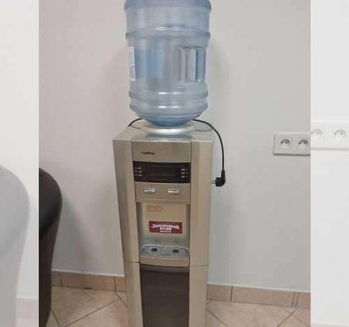 Кулер для воды бу