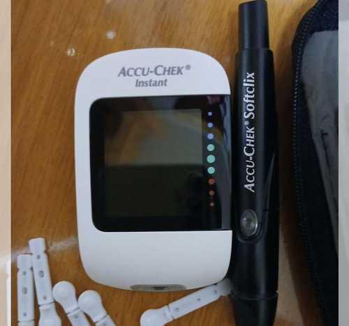 Глюкометр accu chek instant