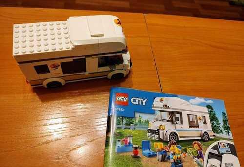 Lego City 60283 Отпуск в доме на колёсах