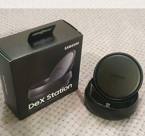 Док-станция Samsung Dex Station