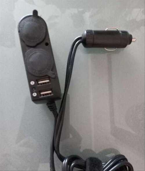 Автомобильное зарядное устройство для телефона