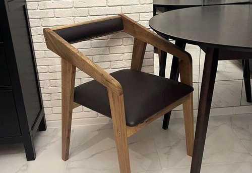 Кухонный стул из дерева
