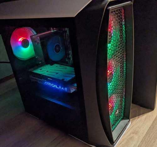 Ryzen 7 2700x, GTX 1660 6GB, DDR4 32GB, SSD 240gb