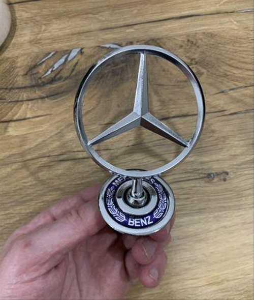 Значок mercedes на капот прицел