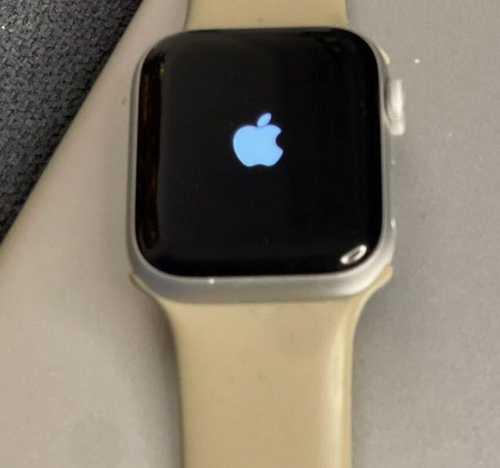 Apple Watch SE