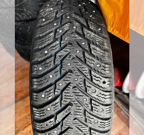 Nokian Tyres Hakkapeliitta 8 185/65 R15 92T