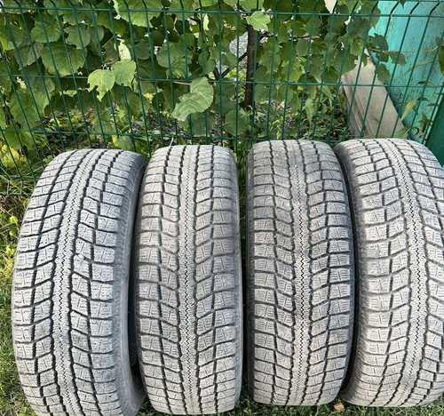 Nitto SN3 Winter 215/65 R17 99H