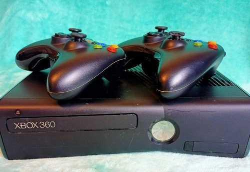 Xbox 360 прошитый +2 геймпада + игры