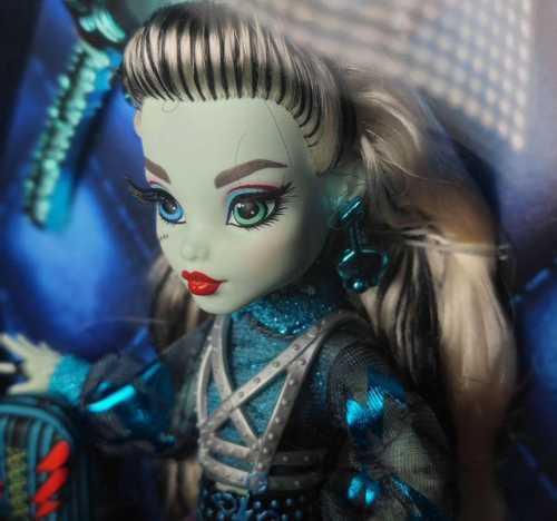 Кукла Monster high Frankie Haunt Couture