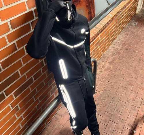 Костюм nike tech fleece рефлективный (тренд 2025)