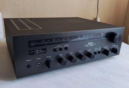 Стерео ресивер Akai AA 1020 в отл. сост. 220 Вольт