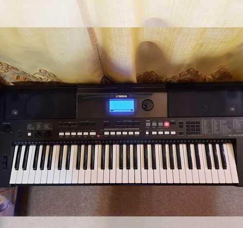 Синтезатор Yamaha PSR E433