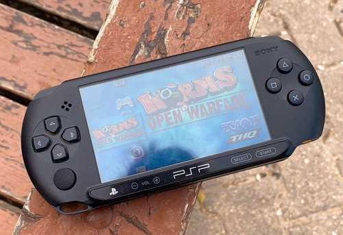 Sony PSP Street 1008 (на приставке 30 игр)