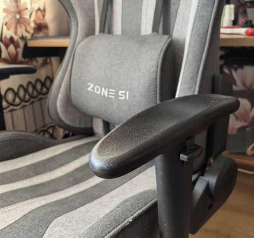 Компьютерное кресло zone 51 Gravity X-Weave