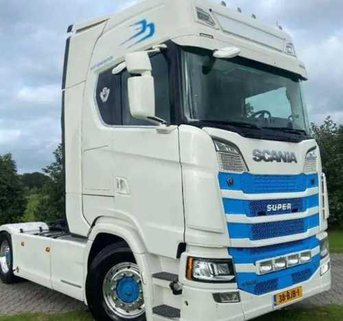 Pазбираем грузовик Scania 6 series с 2016