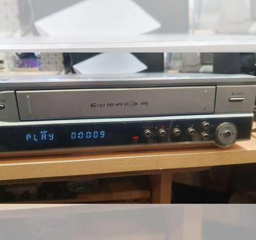 Dvd vhs рекордер LG DVR 578X