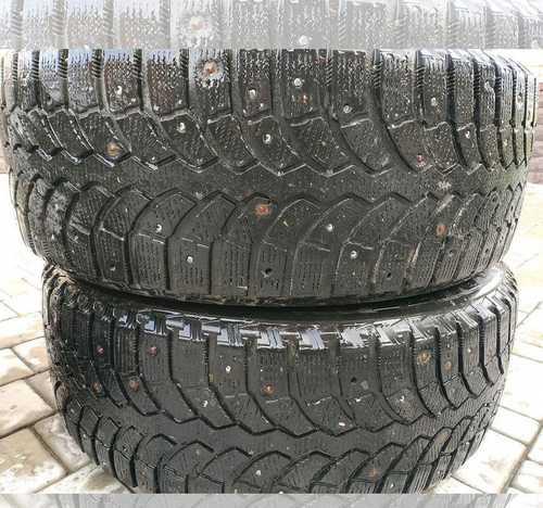 Bridgestone Blizzak Spike-01 205/55 R16