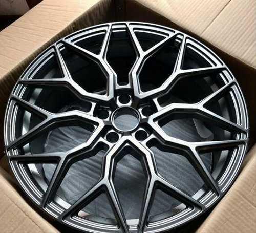 Литые диски Sakura Wheels 9547 R20x8J/5x114,3 ET35