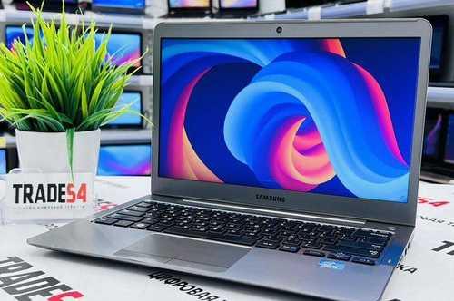 Ультрабук Samsung 13.3" Core i5